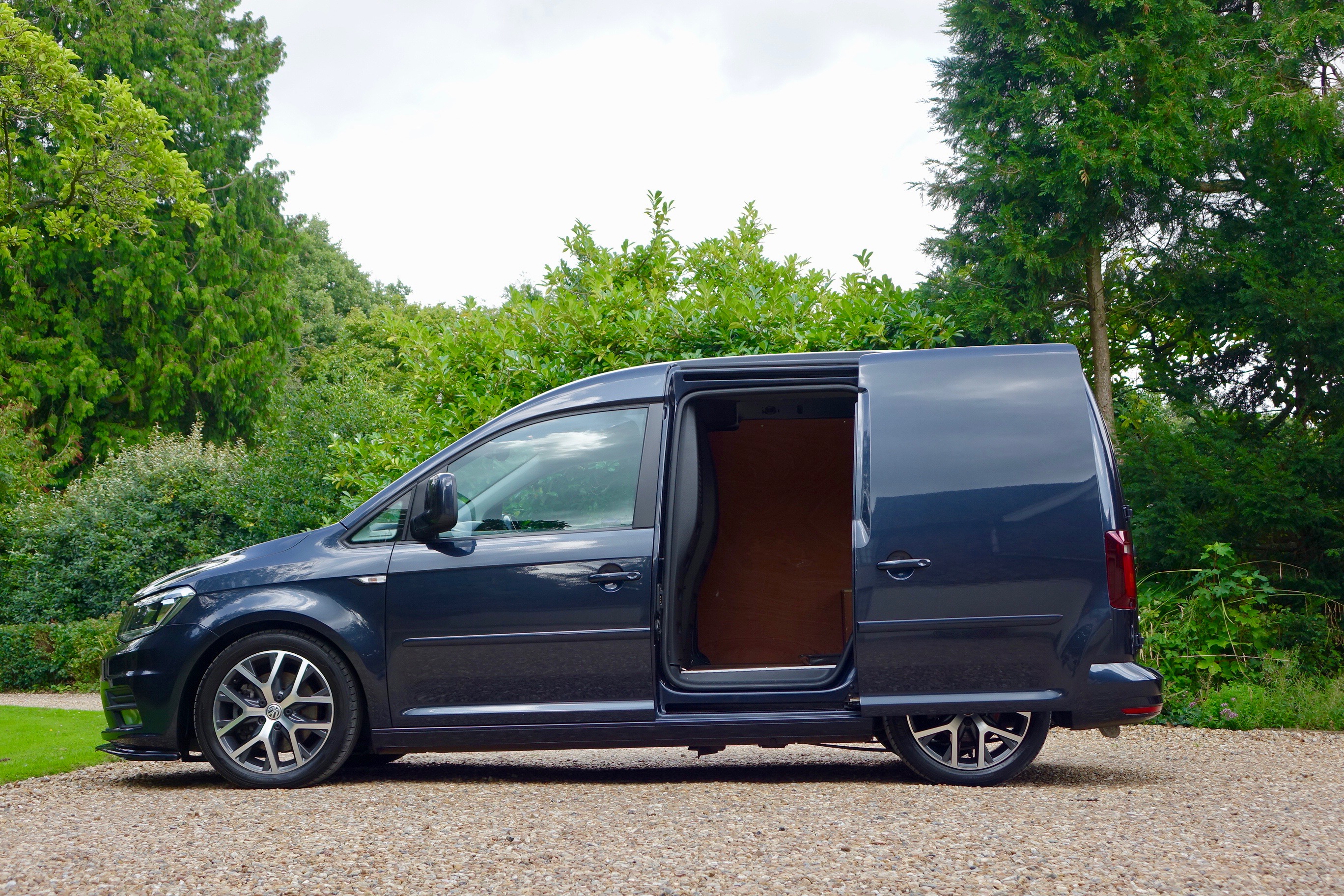 VW Caddy 2.0 TDI Highline DSG (150) Blue Motion EU6 | DMS Cars